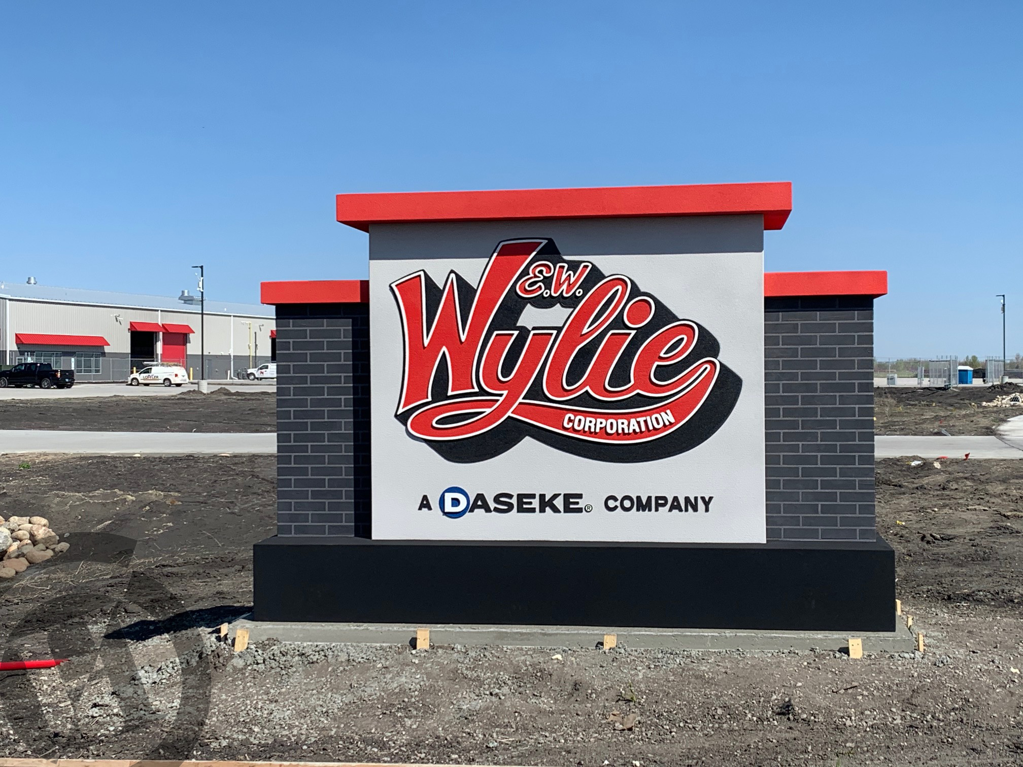 Outdoor Signage – Hofer Signs