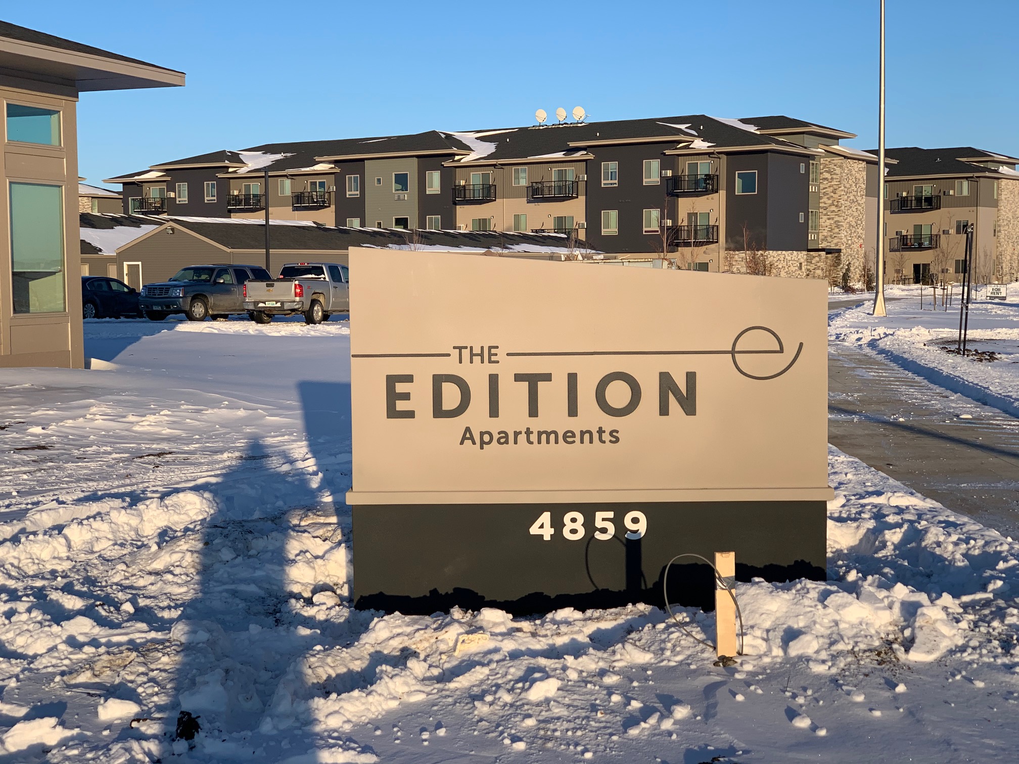 Outdoor Signage – Hofer Signs